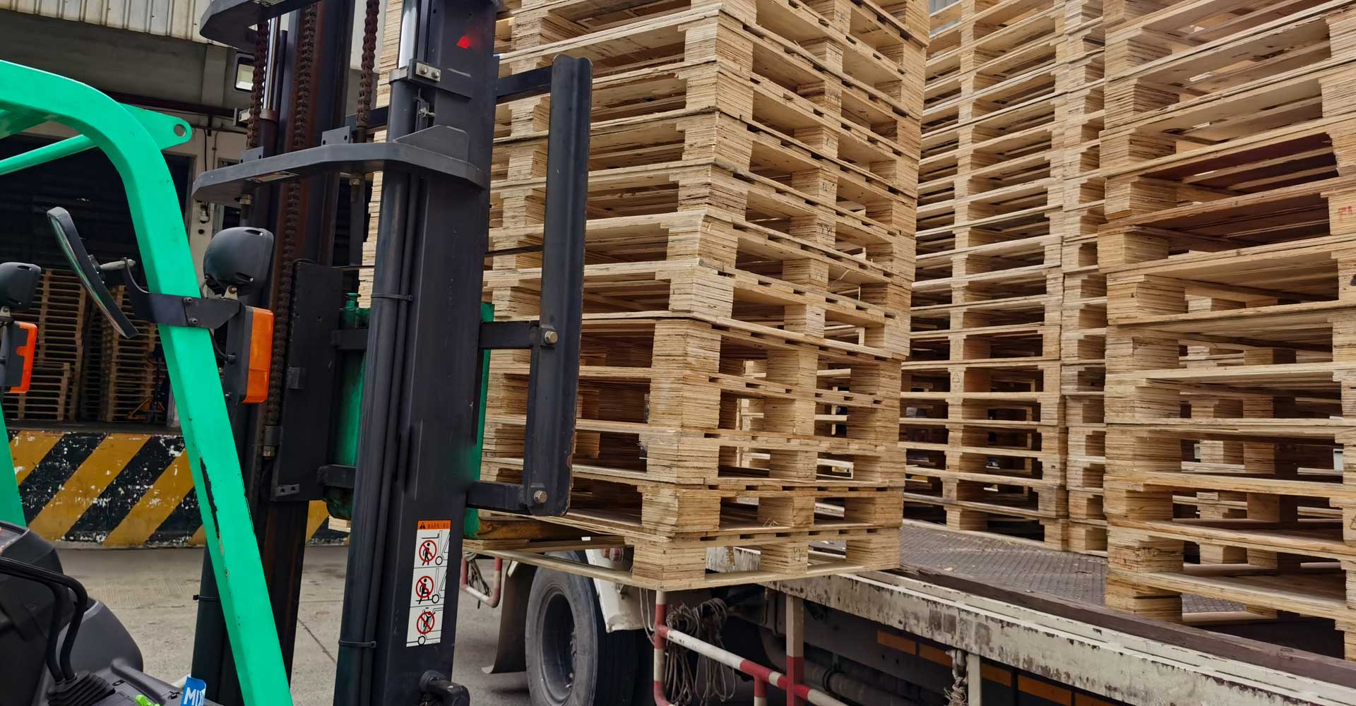 Sell My Pallets North West UK | Best Price Paid
